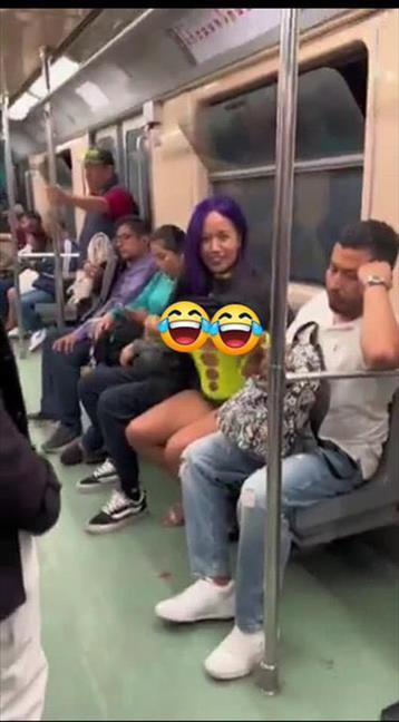 Luna Bella Graba Video Controversial En El Metro De La Cdmx